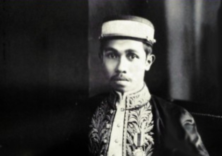 Sultan Muhammad Salahuddin Resmi Dianugerahi Gelar Pahlawan Nasional ...